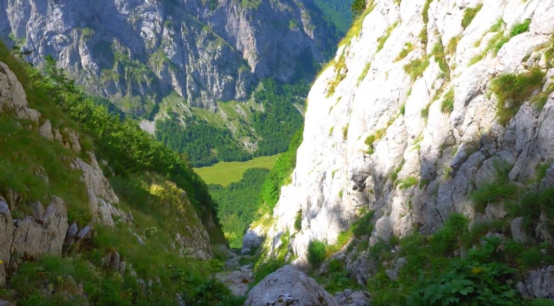 NATIONAL PARK PROKLETIJE - Montenegro Travel Agency Adria Line